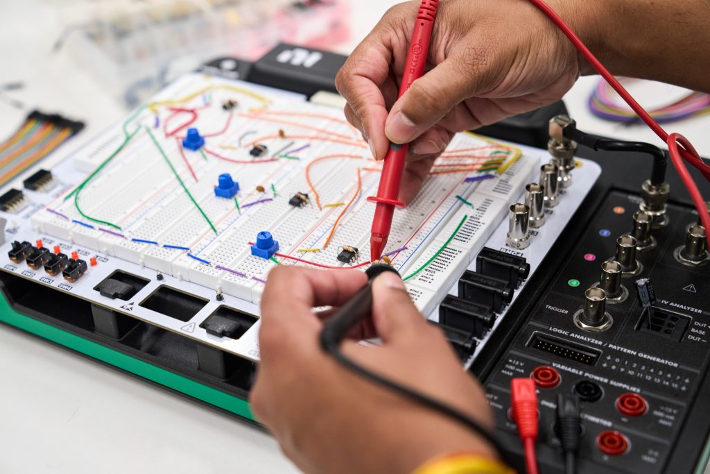 Emerson introduces new all-in-one engineering laboratory ...