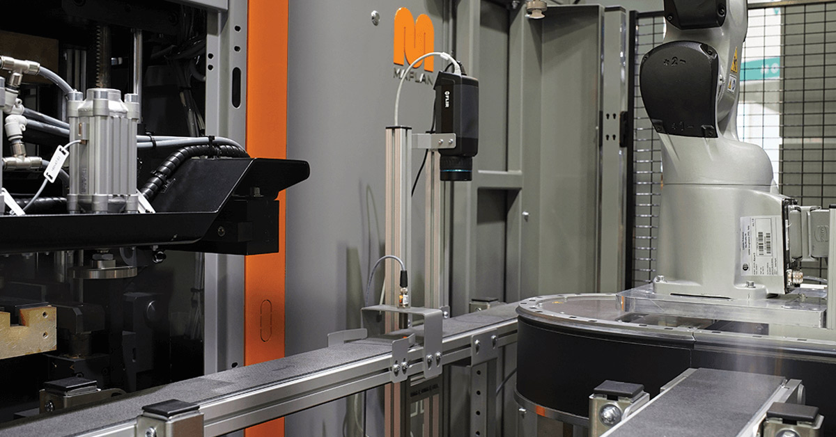 Machine vision: pick and place with FLIR thermal imaging cameras ...