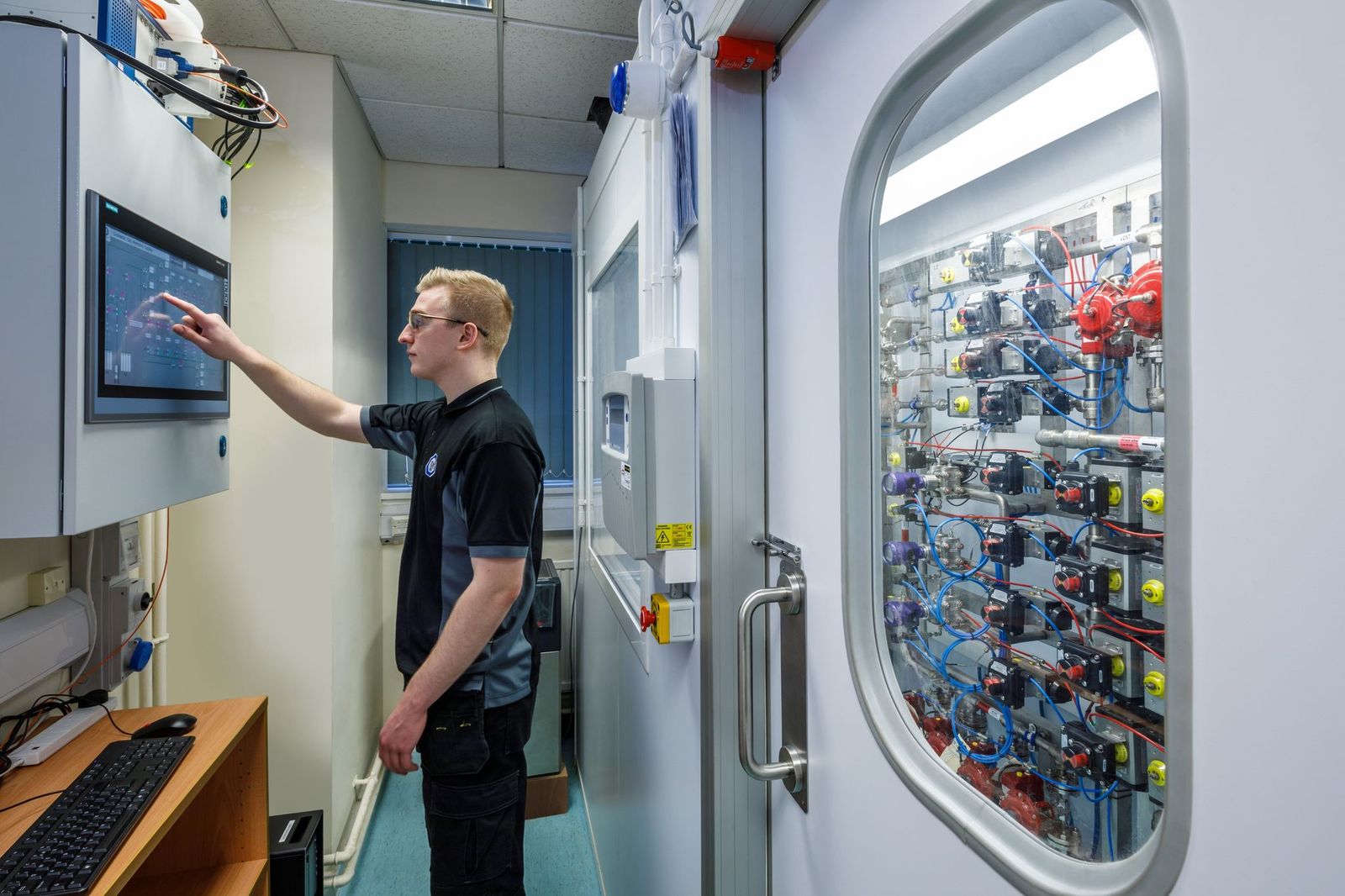 TÜV SÜD National Engineering Laboratory launches UK’s first domestic ...